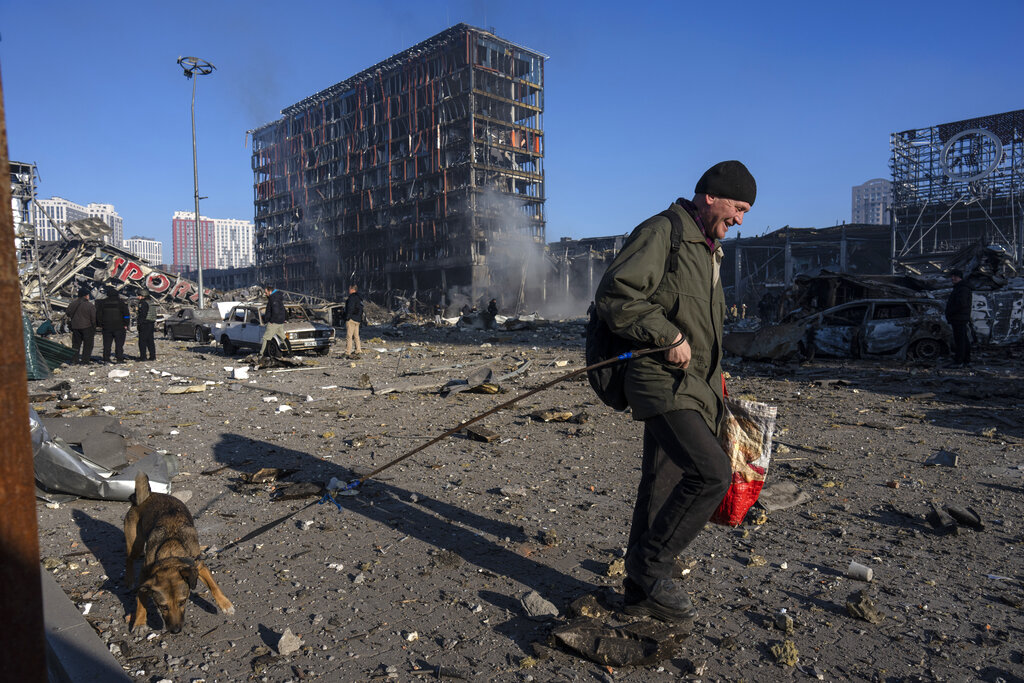 As Mariupol hangs on, the extent of the horror not yet known | News ...